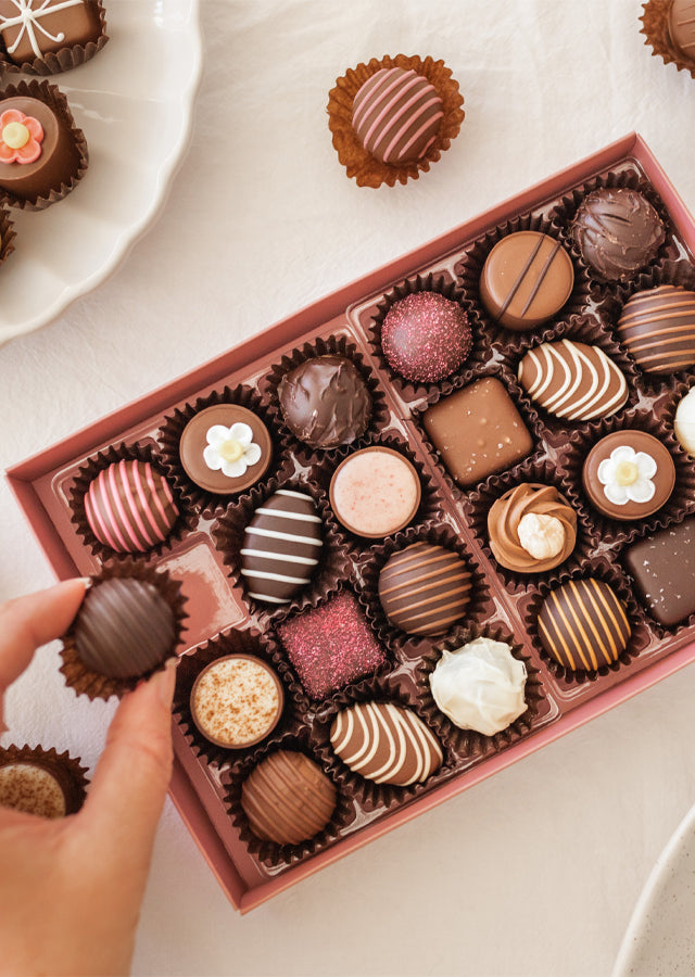 Buy Chocolate Gift Boxes Online | Chocilo Melbourne